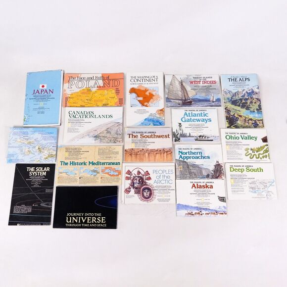Mixed Branded Lot | Accents | Assortment Of Various Foldable World Maps Country State Pamphlets ...